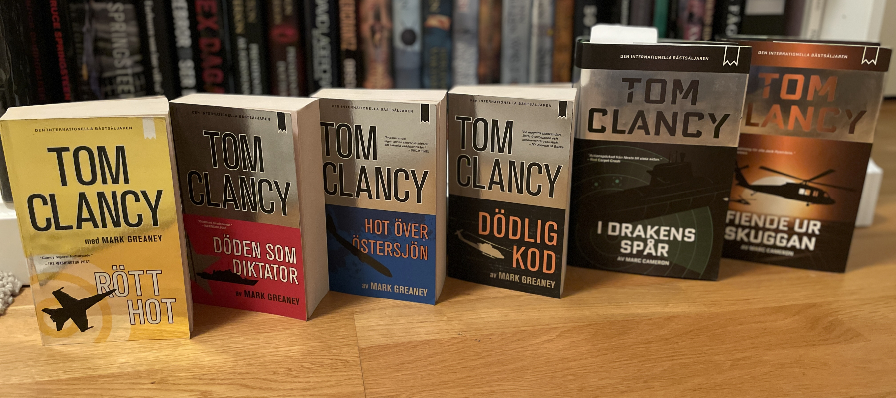 Recension: "Fiende ur skuggan" av Tom Clancy - Bläddrat