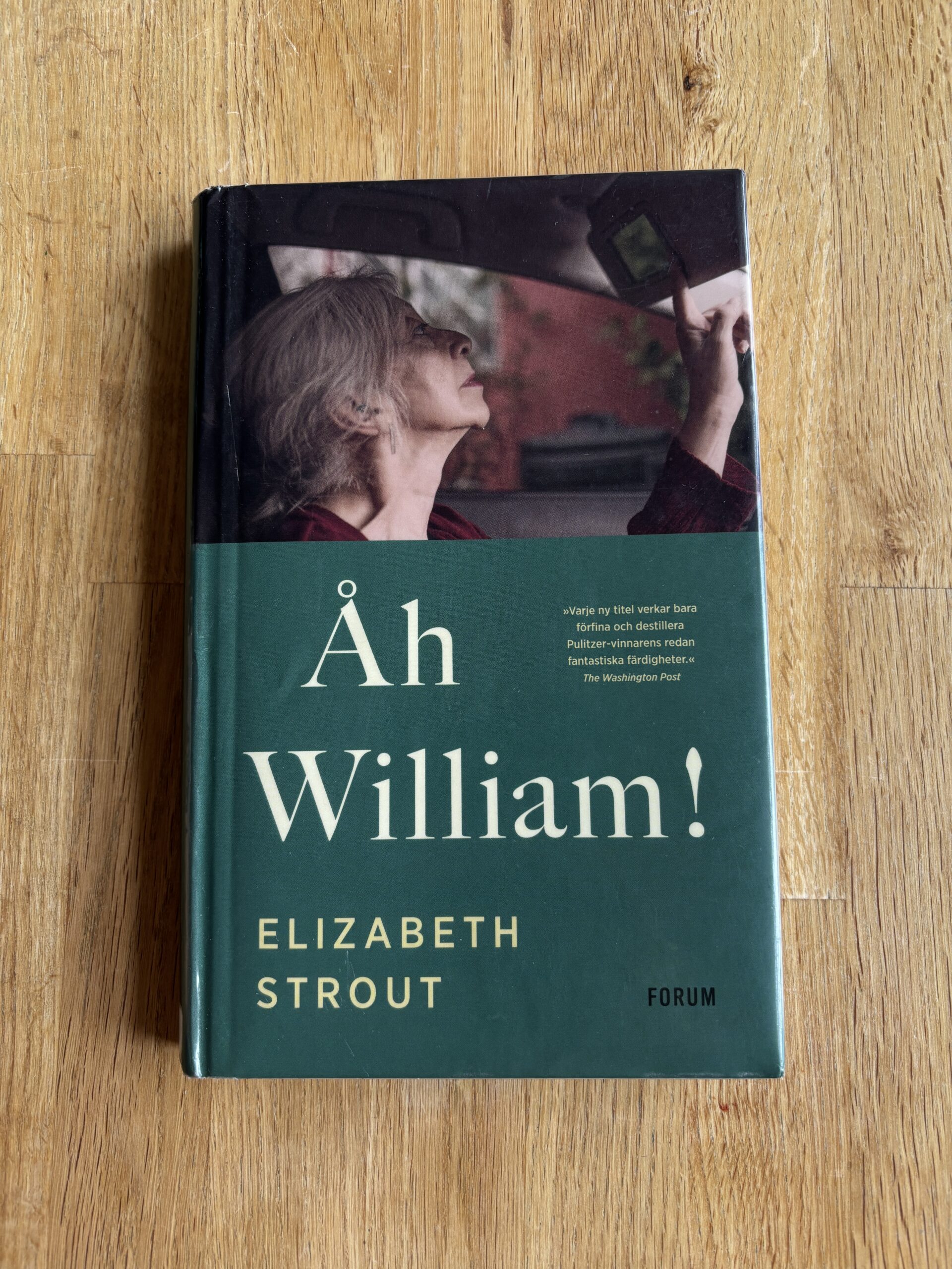 "Berätta allt" av Elizabeth Strout - Bläddrat